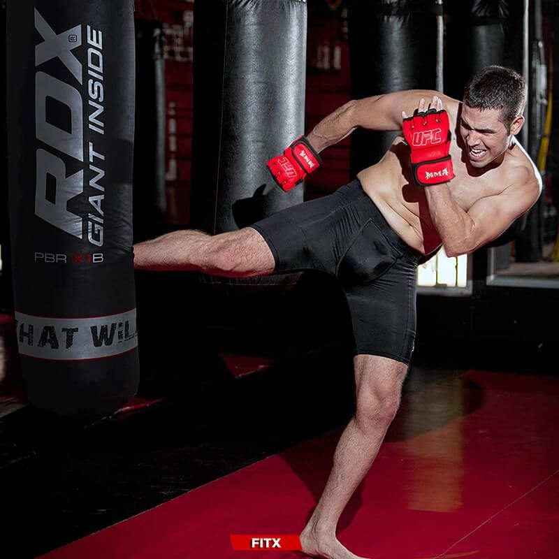 UFC RED MMA Əlcəyi - Fitx.az